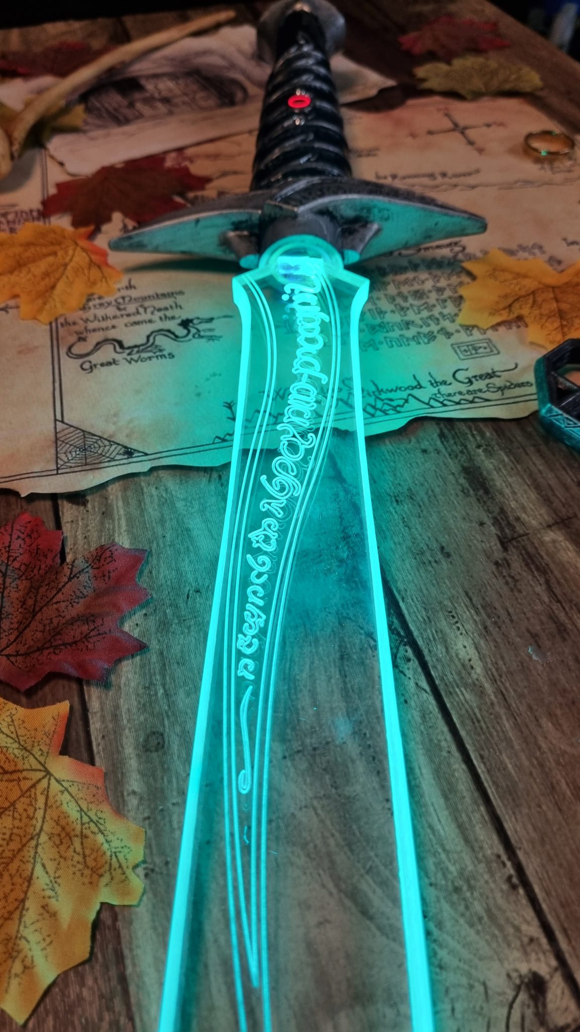 Frodo/Sting Lightsaber - Tethan Props